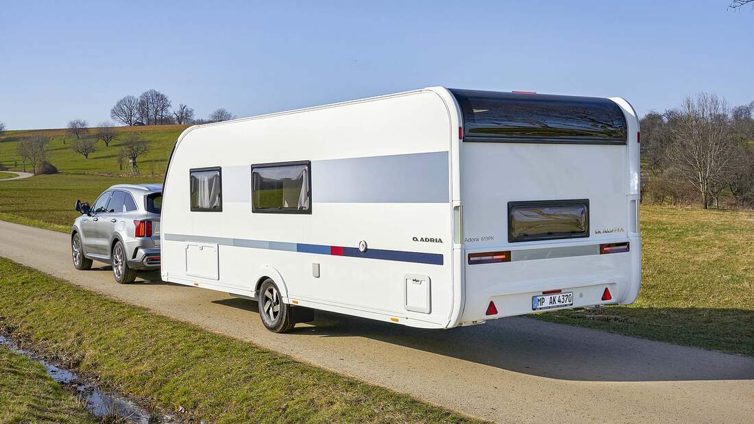 Adria Adora Alle Aufbauarten, neue Modelle, Tests, Videos, Ratgeber ...