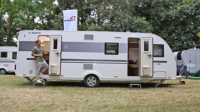 Adria Adora Alle Aufbauarten, neue Modelle, Tests, Videos, Ratgeber ...