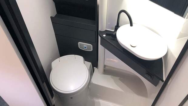 Neue Adria-Teilintegrierte: Alles zu Compact MAX SL, SP und DL | promobil