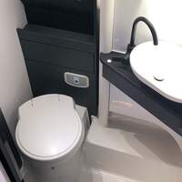 Neue Adria-Teilintegrierte: Alles zu Compact MAX SL, SP und DL | promobil