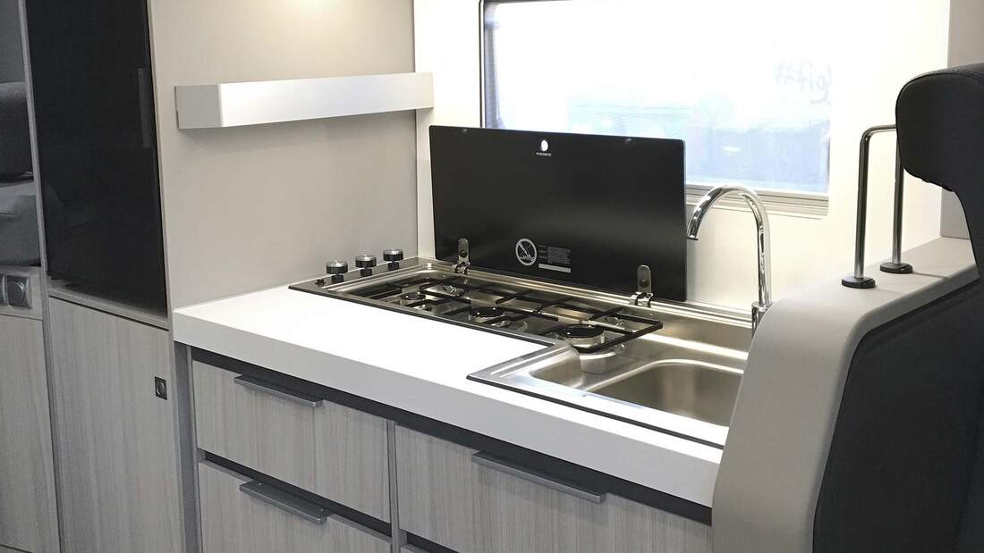 Adria Compact Plus DL (2020): Neuer Teilintegrierter im Test - Promobil