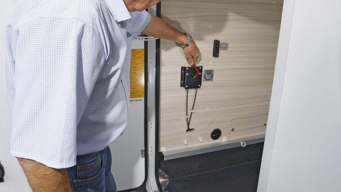 Adria Compact Plus DL (2020): Neuer Teilintegrierter im Test - Promobil