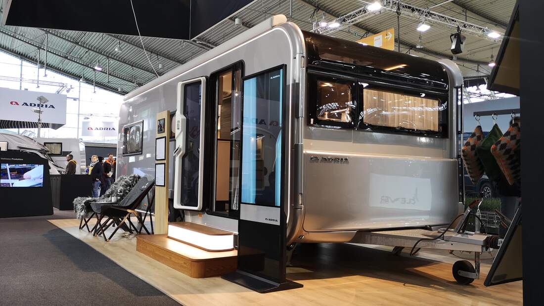 Adria Astella 644 DP (2023): Neues Design im Luxus-Caravan | promobil