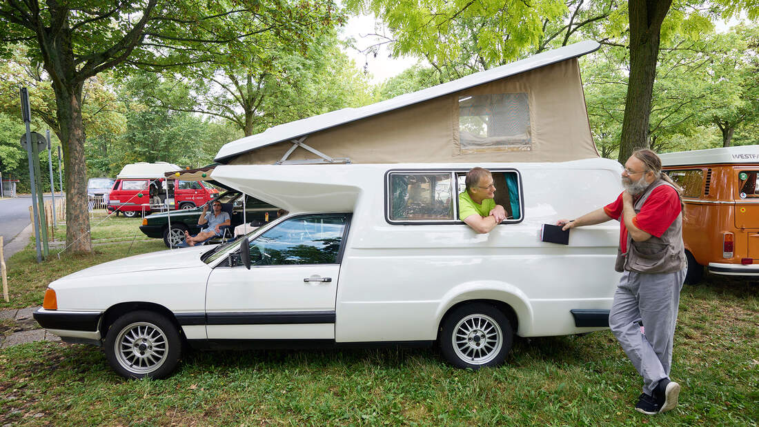 Audi Bischofberger Family: Oldtimer-Camper mit Aufstelldach | promobil