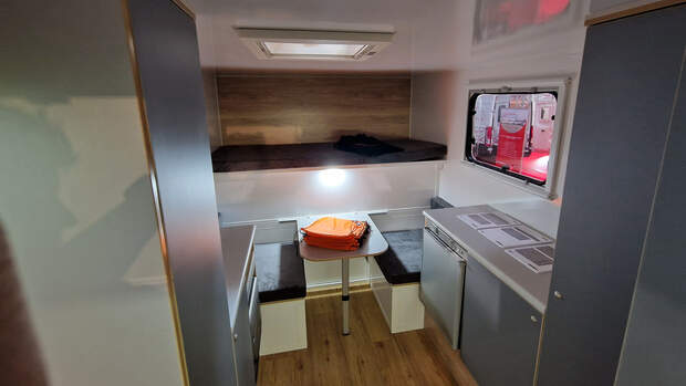 Blyss Speedcaravan 420 Cross Black Road (2023) | promobil