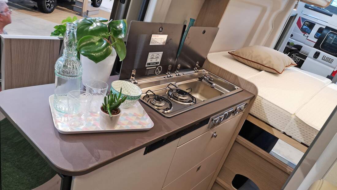 Bürstner Lineo Electric / Bürstner Individual (2023) | promobil