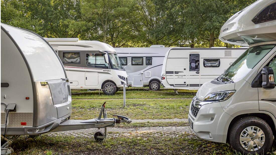 Wohnwagen mieten: Basiswissen & Tipps im Überblick | promobil