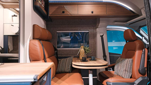 Eriba Car 602: Campervan mit Hecksitzgruppe | promobil