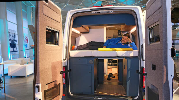 Eriba Car 602: Campervan mit Hecksitzgruppe | promobil