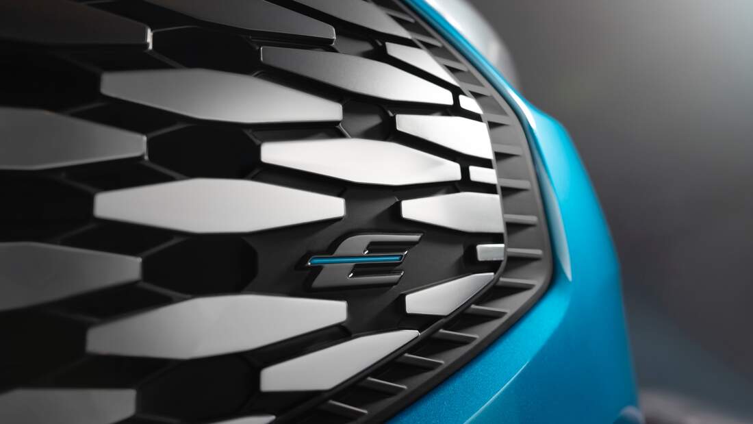 Premiere auf der IAA: Ford Transit Custom (2023) | promobil