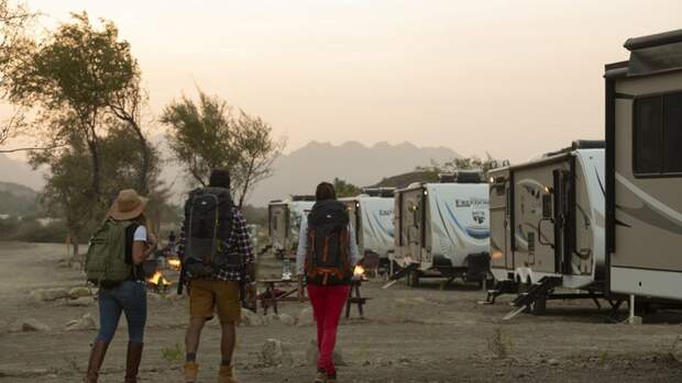 Luxuscamping Dubai: Hatta Caravan Park und Trailers Resort | promobil