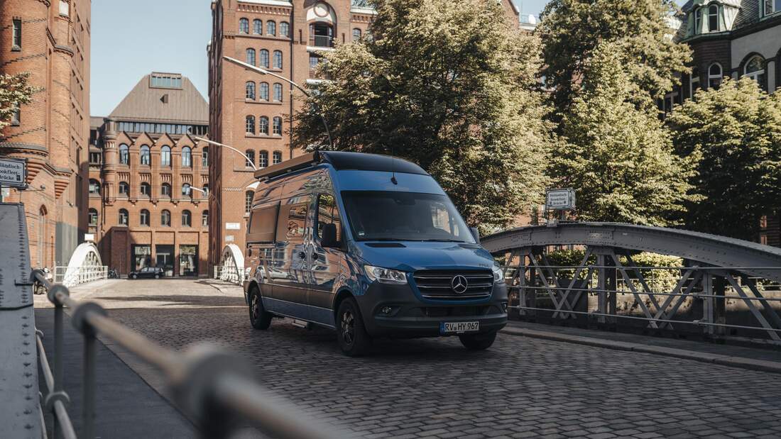 Hymer Free S Blue Evolution (2023): Bus in Sonderedition | promobil