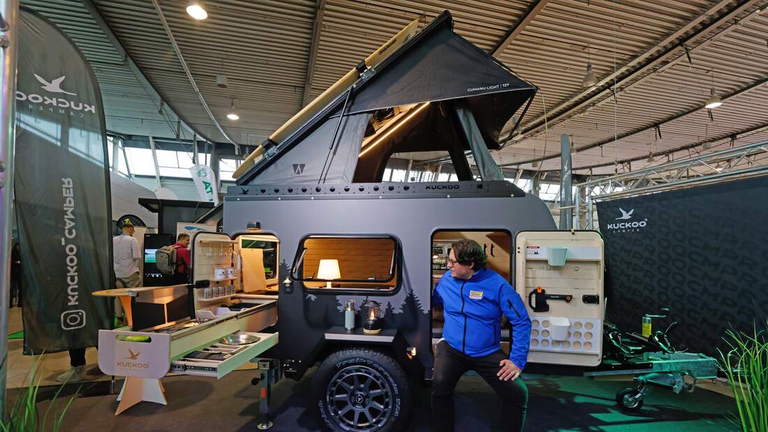 Kuckoo Camper Bruno: Mini-Caravan mit Aufstelldach | promobil