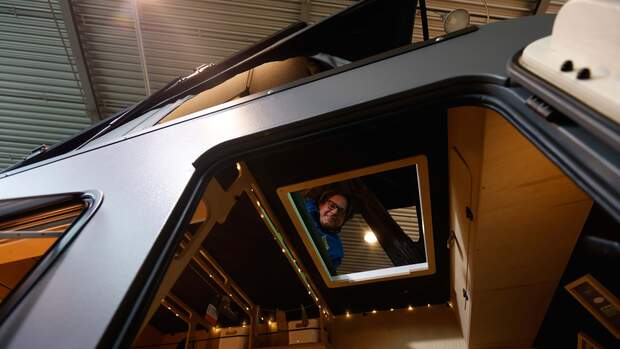 Kuckoo Camper Bruno: Mini-Caravan mit Aufstelldach | promobil