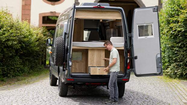 La Strada Regent E: Kurzer Sprinter-Campingbus für Zwei | promobil