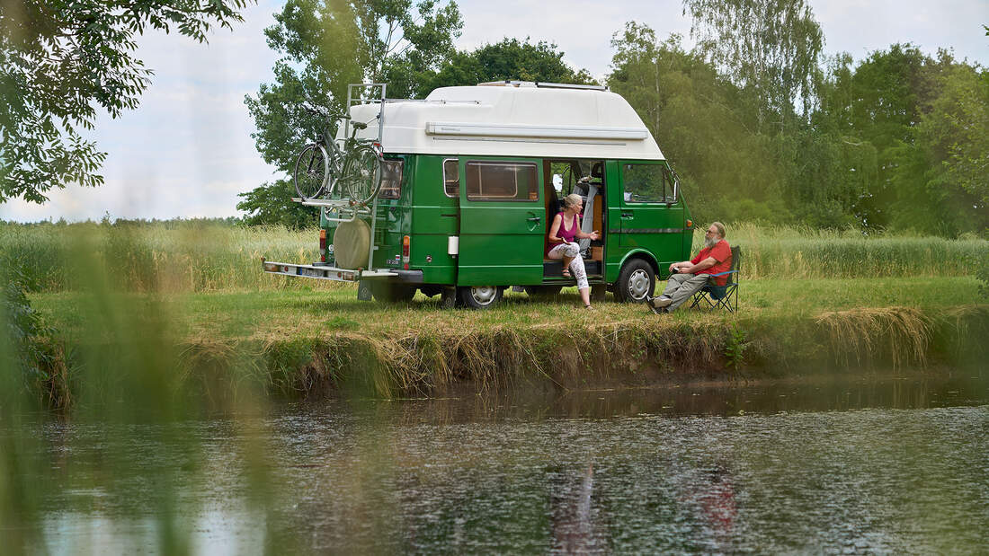 Oldtimer VW LT 28 D auf Reisen | promobil