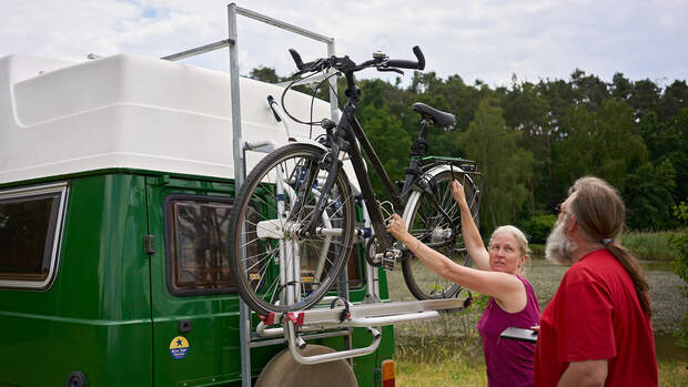 Oldtimer VW LT 28 D auf Reisen | promobil