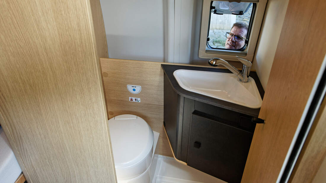 Test Sunlight Cliff 4x4 590 Ford Transit (2023) | promobil