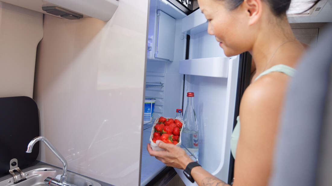 Test: Chausson V 697 Road Line vs. Hobby Vantana K65 ET | promobil