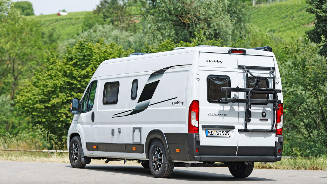 Test: Chausson V 697 Road Line vs. Hobby Vantana K65 ET | promobil