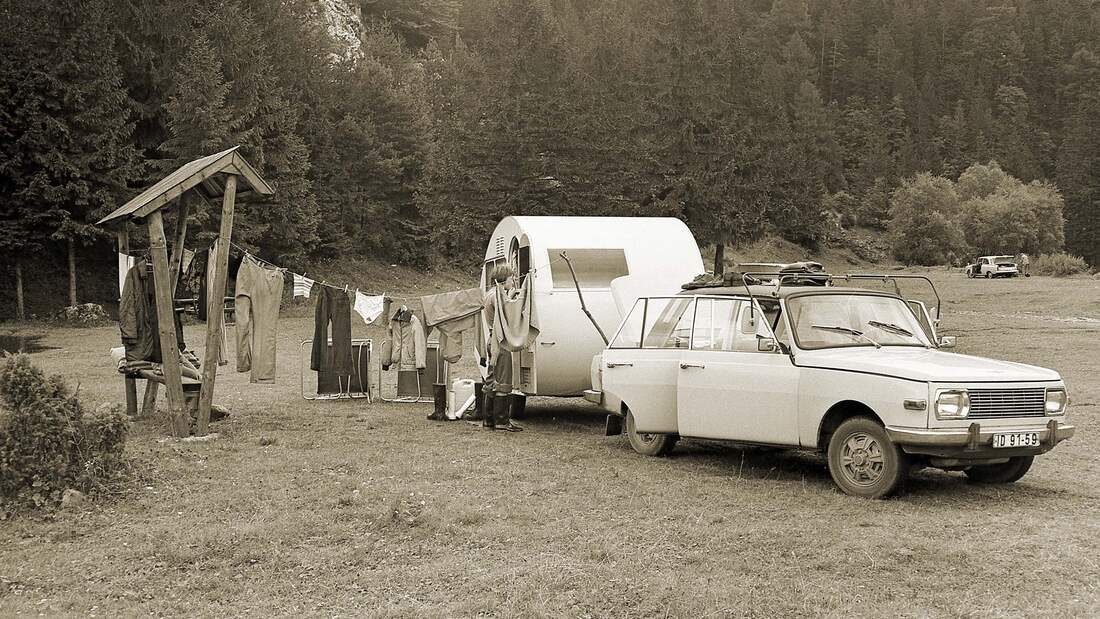 Camping im Teardrop-Caravan Würdig 301-2 zu DDR-Zeiten | promobil