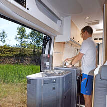 Test Sunlight Cliff 4x4 590 Ford Transit (2023) | promobil