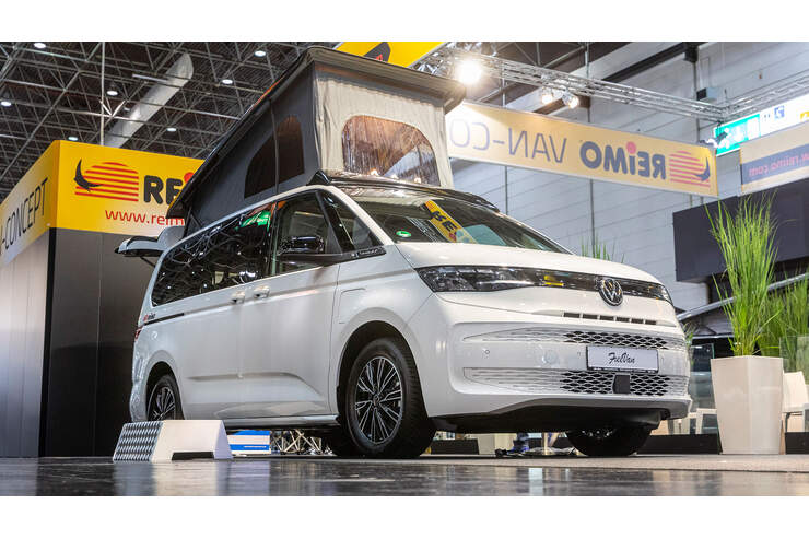 Reimo VW T7 Bulli Free-Van (2023) mit Aufstelldach | promobil